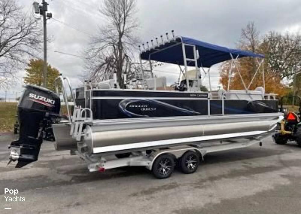 Qwest Angler 824 Catfish - Boats for Sale - Seamagazine