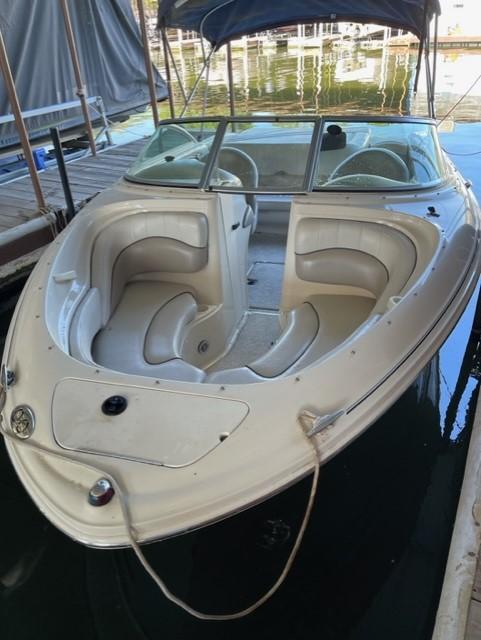 Sea Ray 200 Bow Rider - Boats for Sale - Seamagazine
