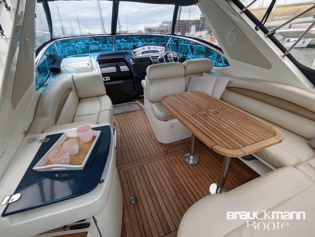 Sealine S38 - Boats for Sale - Seamagazine