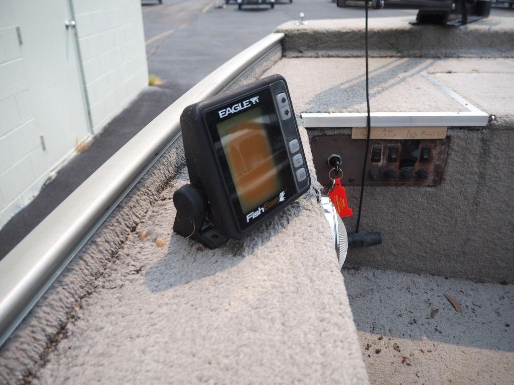 Fisher Dominator 16 SS - Boats for Sale - Seamagazine