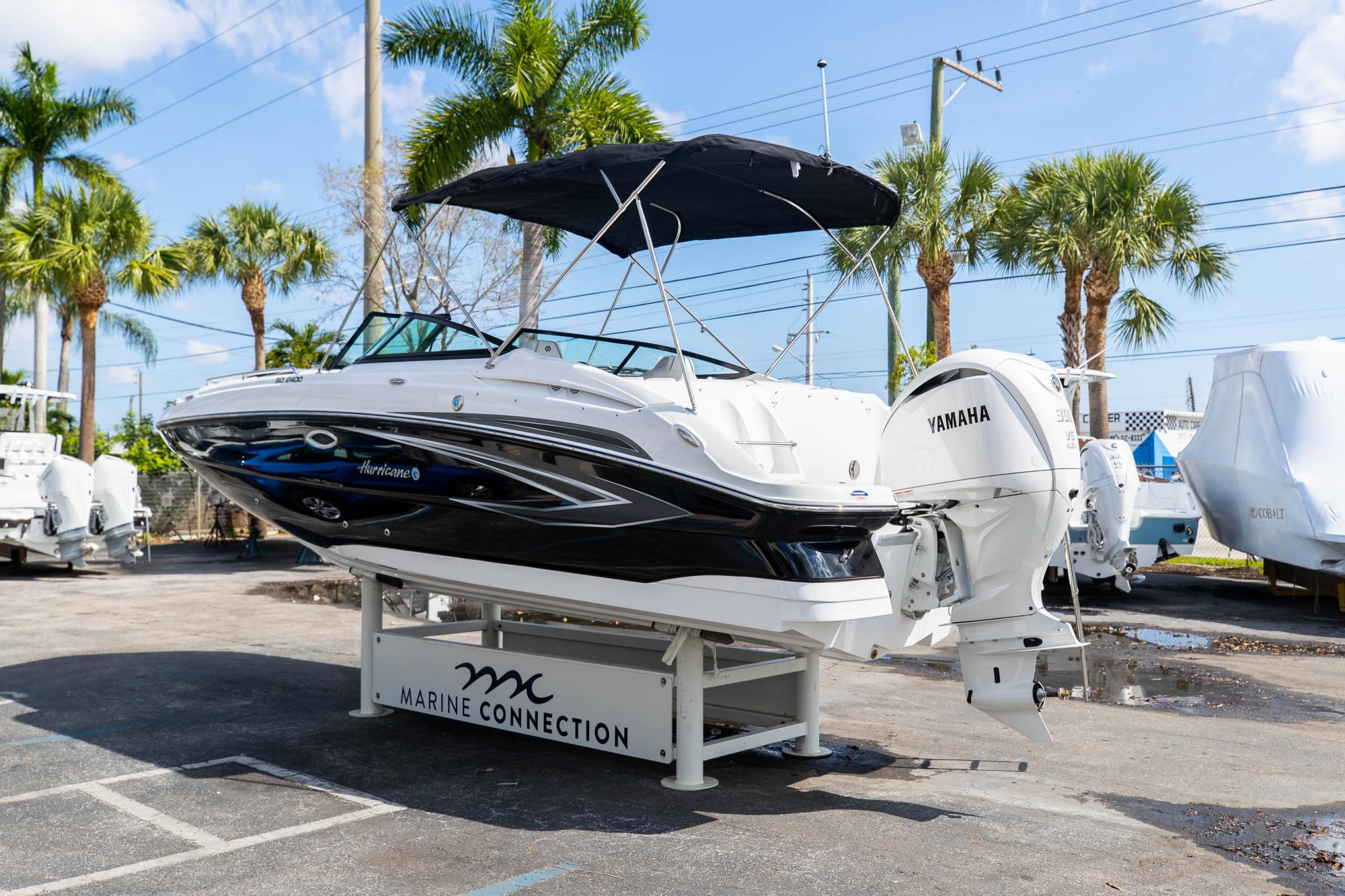 Hurricane SunDeck 2400 OB - Boats for Sale - Seamagazine
