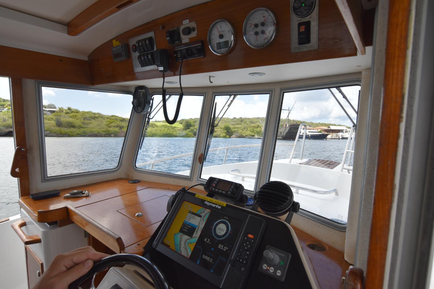 Minor Offshore 25 - Boats for Sale - Seamagazine