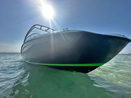 Cobalt 30SC - Boats for Sale - Seamagazine