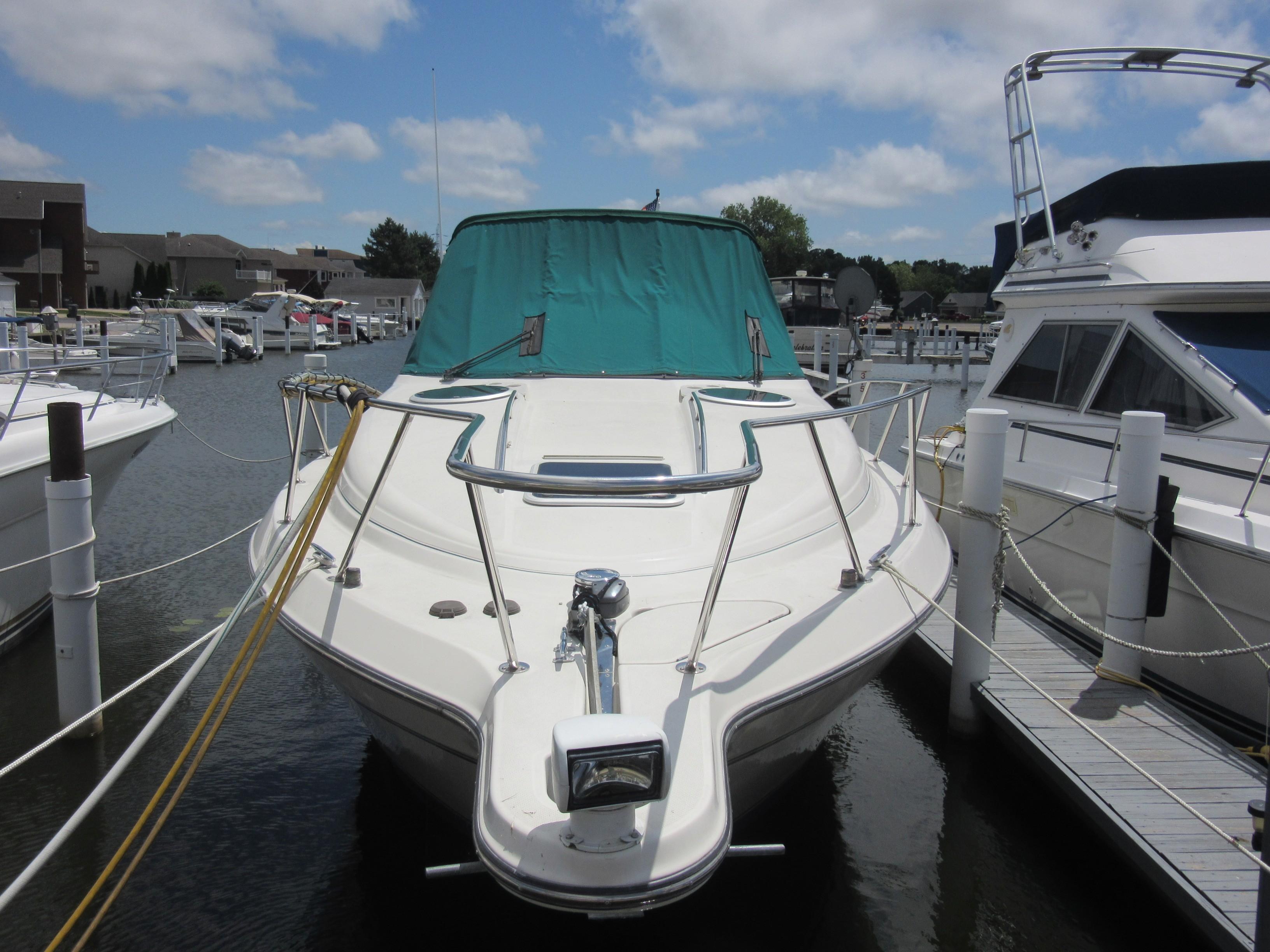 Maxum 3200 SCR - Boats for Sale - Seamagazine