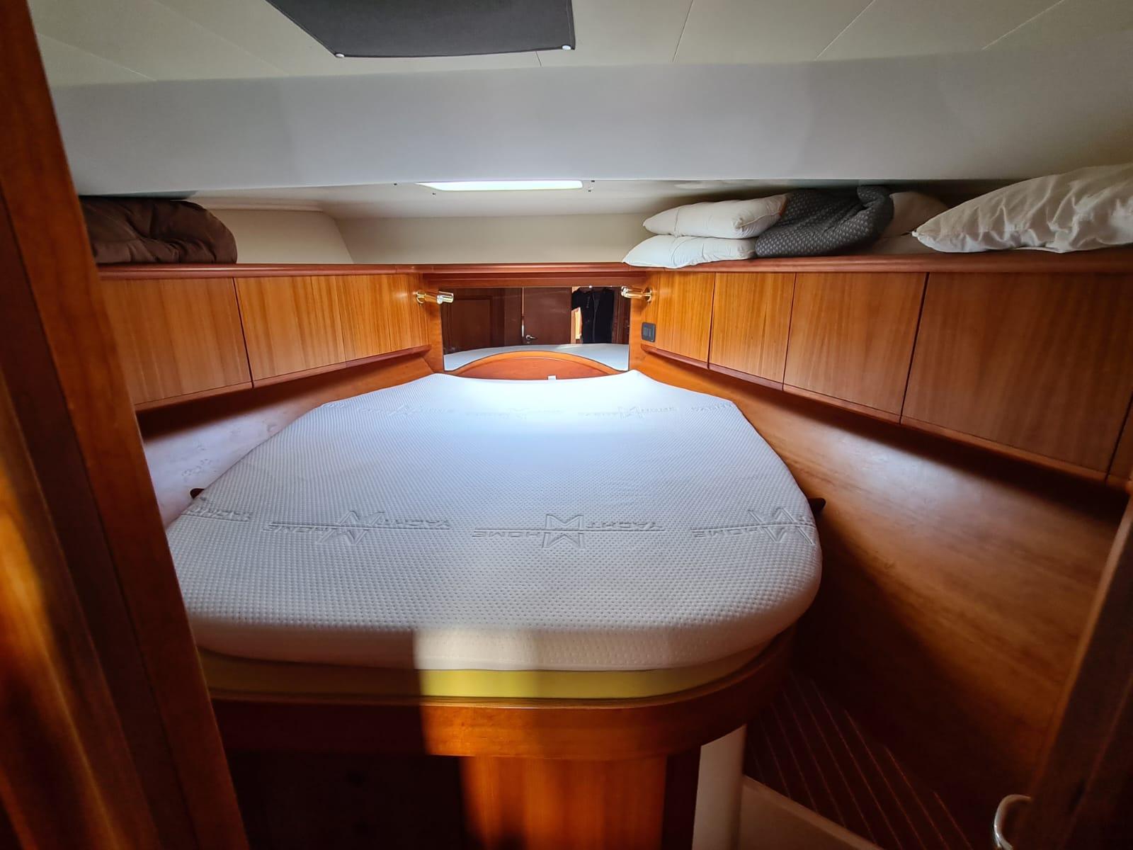 Cantieri Estensi Goldstar 360 - Boats for Sale - Seamagazine