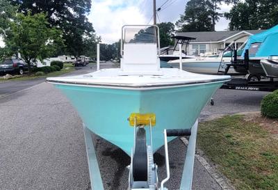 Lookout Skiff 19 Bay - Boats for Sale - Seamagazine