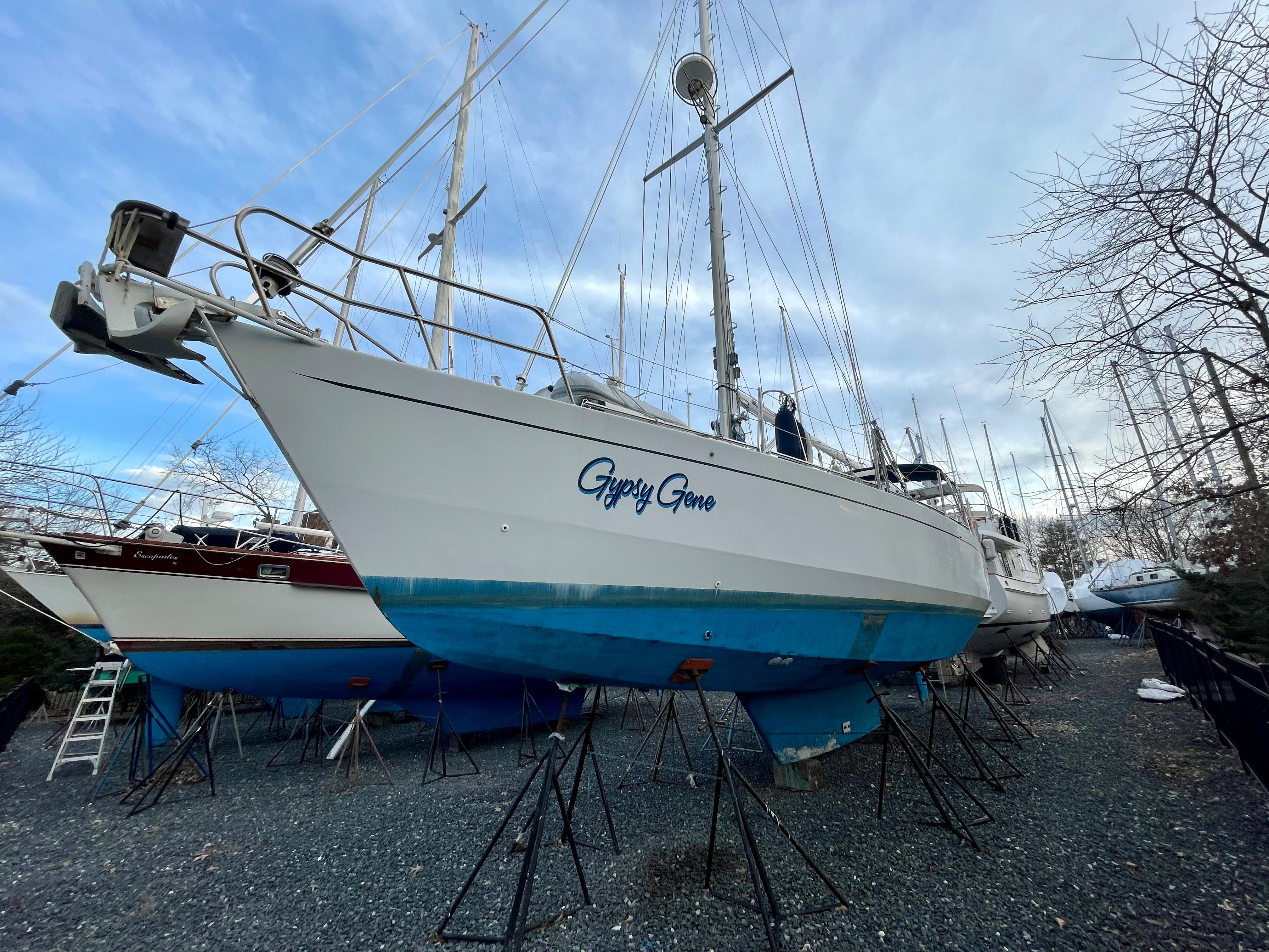 Bruce Roberts Steel Pilothouse 43 - Boats for Sale - Seamagazine