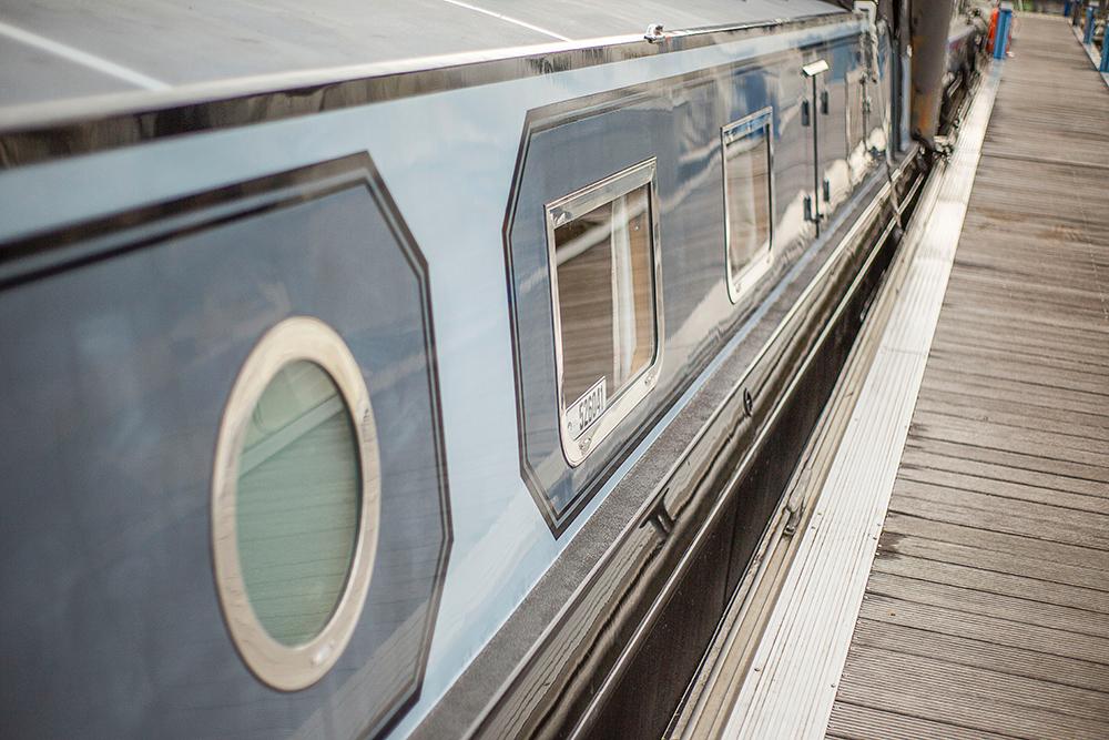 Wide Beam Narrowboat Collingwood 58x11 - Boats for Sale - Seamagazine
