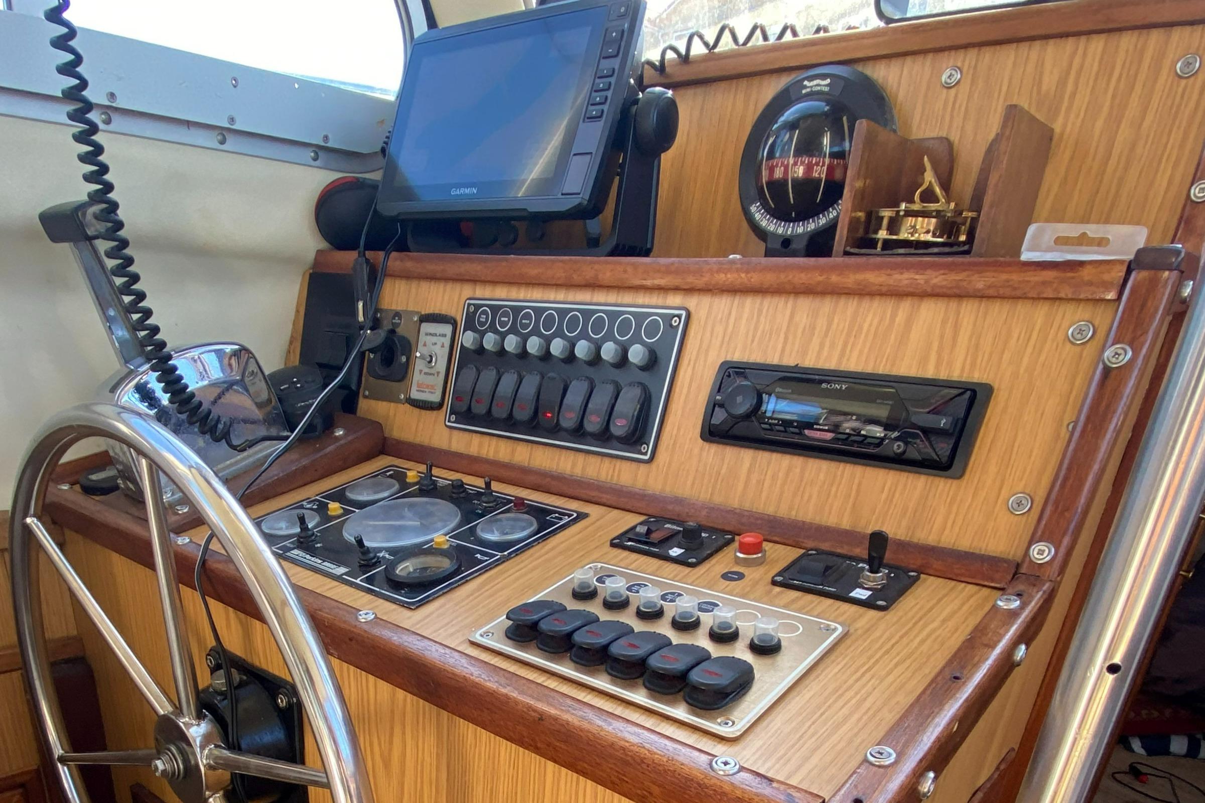 Mitchell 31 MKII - Boats for Sale - Seamagazine