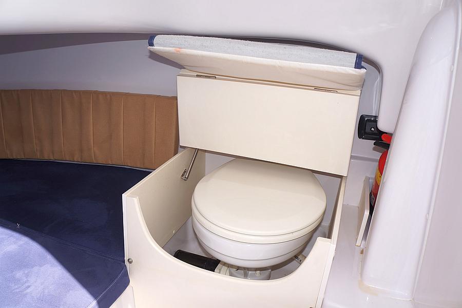 Ranieri Shadow 22 - Boats for Sale - Seamagazine