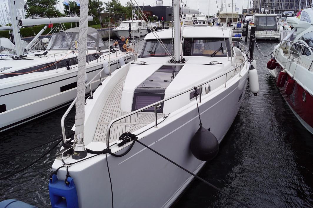 Moody 45 DS - Boats for Sale - Seamagazine