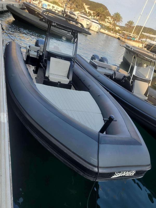 Sea Water PHANTOM 260 - Boats for Sale - Seamagazine