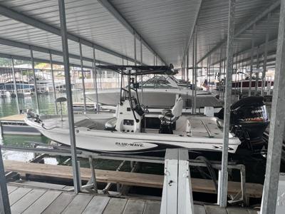 Blue Wave Pure Bay 2200 - Boats for Sale - Seamagazine