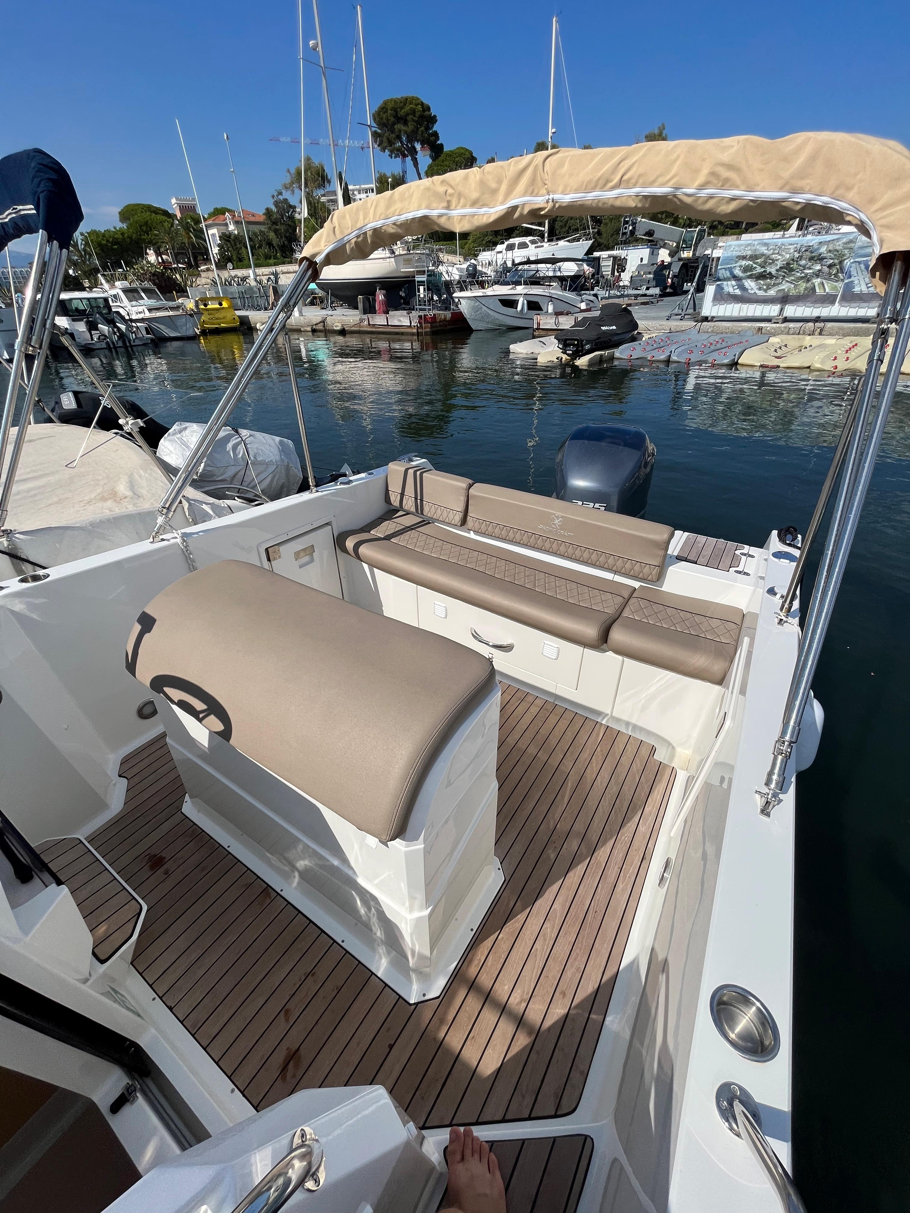 Pacific Craft 750 Sun Cruiser - Boats for Sale - Seamagazine