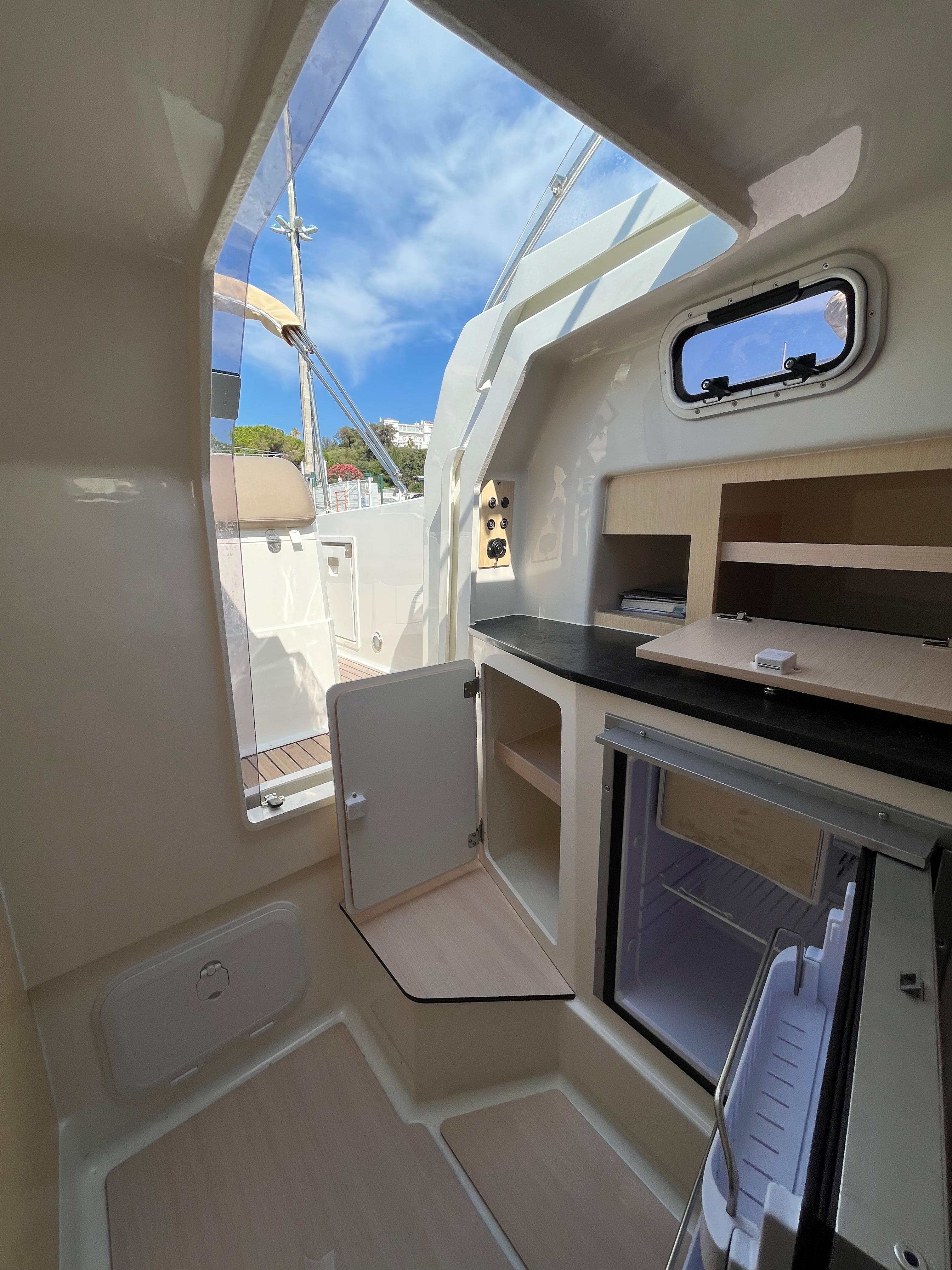 Pacific Craft 750 Sun Cruiser - Boats for Sale - Seamagazine