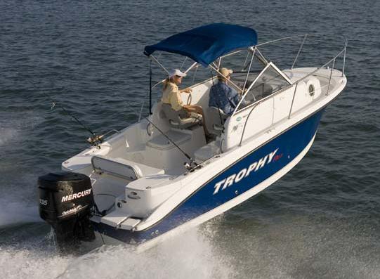 Trophy 1902 Walkaround - Boats for Sale - Seamagazine