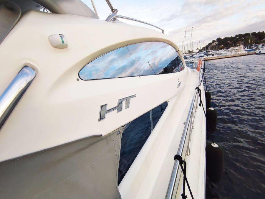 Cranchi Mediterranee 47 HT - Boats for Sale - Seamagazine