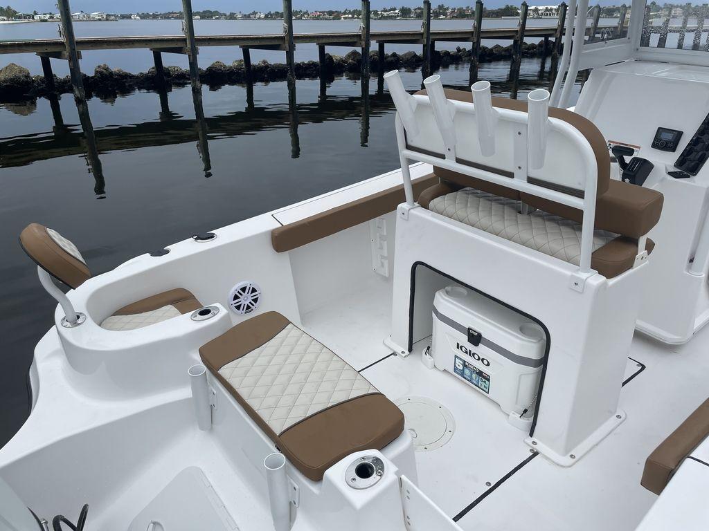 Polar 220 CC - Boats for Sale - Seamagazine