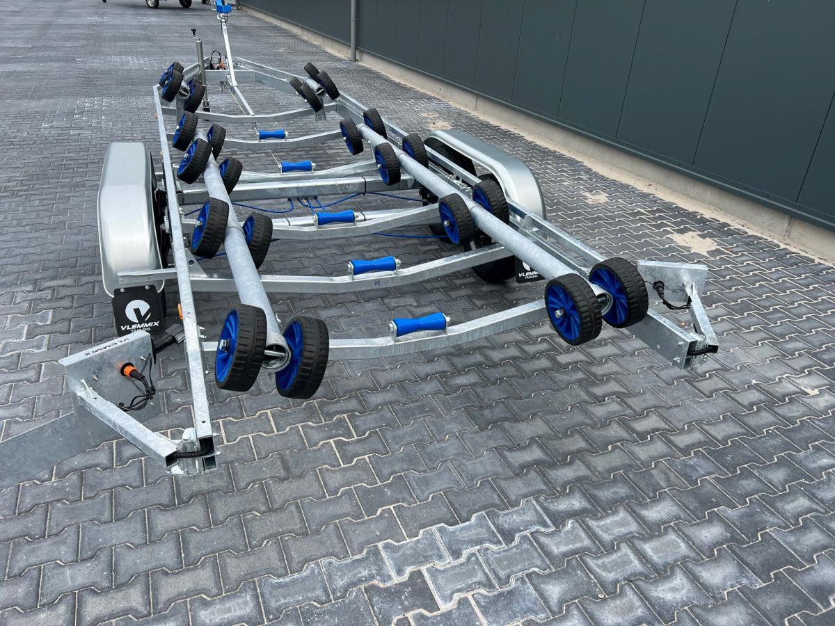 Vlemmix Boottrailers K 3500 kg. FLEX ROLL met wegklapbare LED ...
