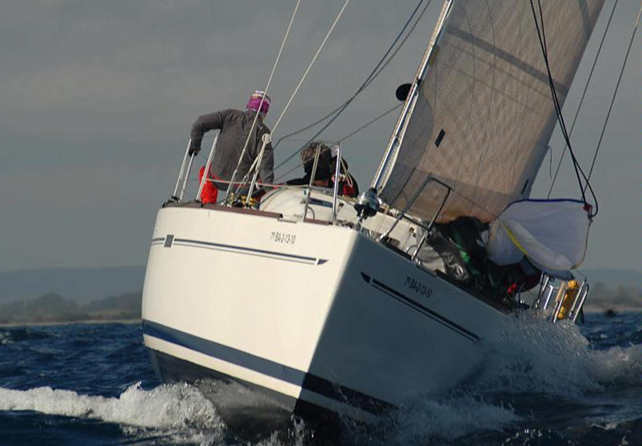 Elan 380 - Boats for Sale - Seamagazine