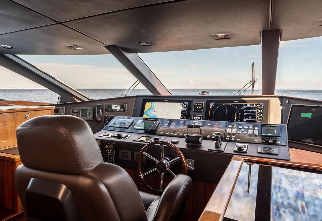 Sunseeker 30M Yacht - Boats for Sale - Seamagazine