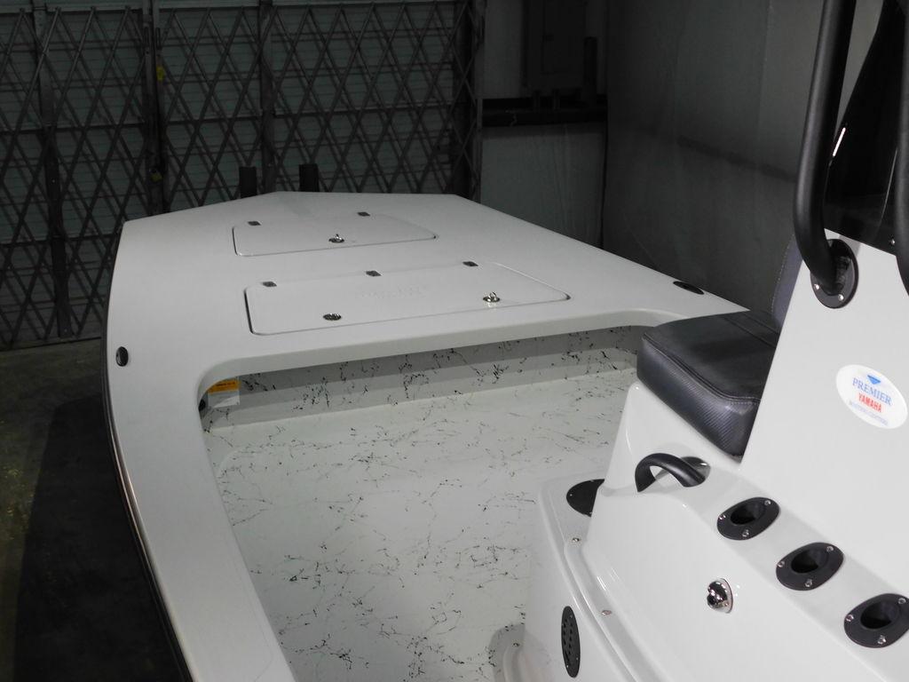 Majek 25 ILLUSION - Boats for Sale - Seamagazine