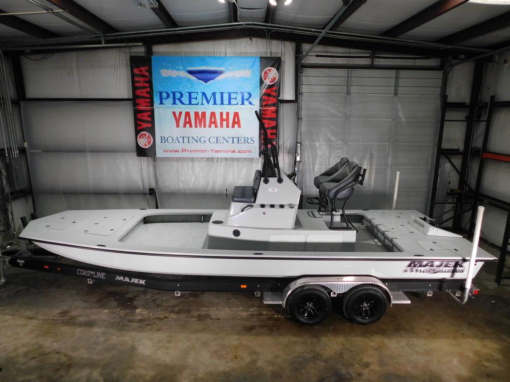 Majek 25 ILLUSION - Boats for Sale - Seamagazine