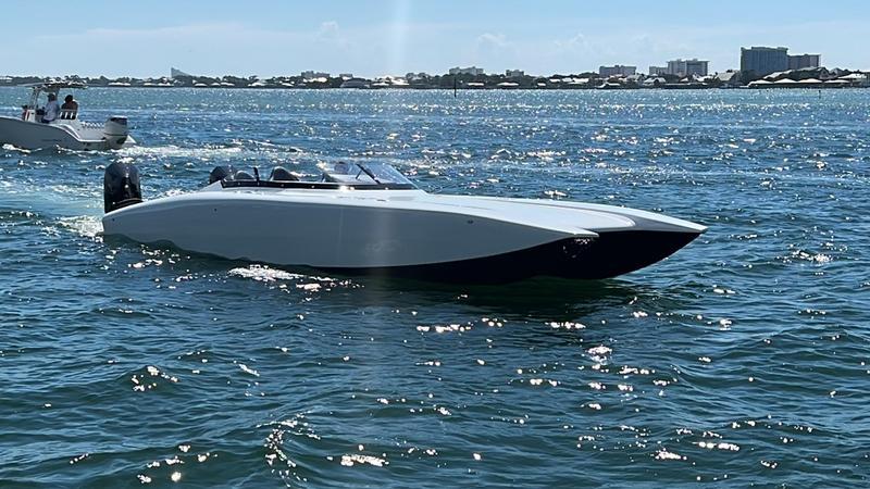 Fountain 34 Thundercat - Boats for Sale - Seamagazine