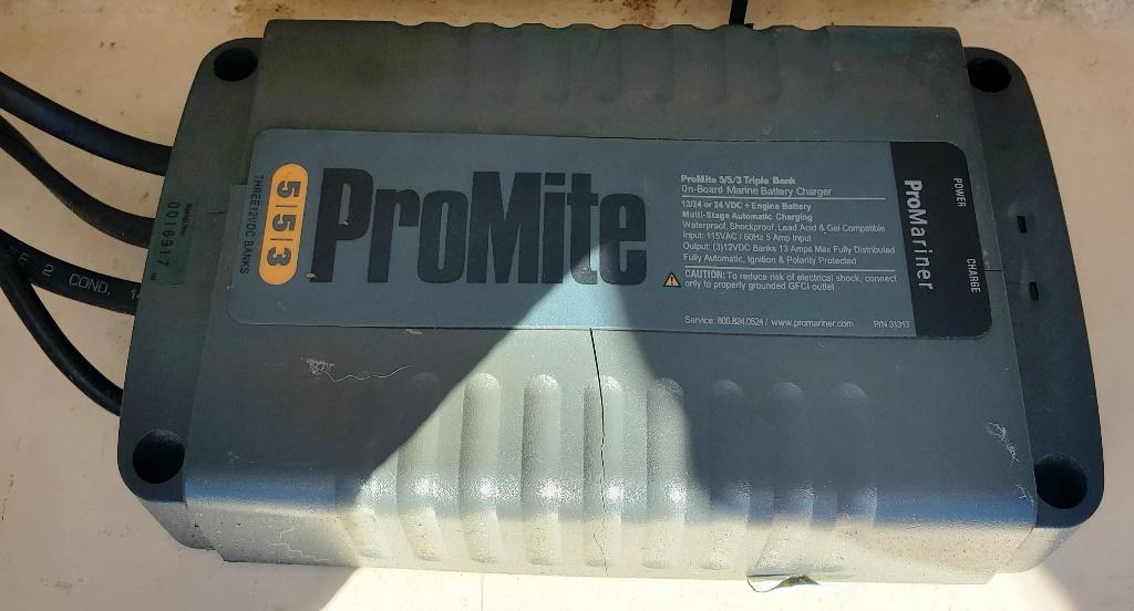 Ranger 375V DUAL CONSOLE - Boats for Sale - Seamagazine