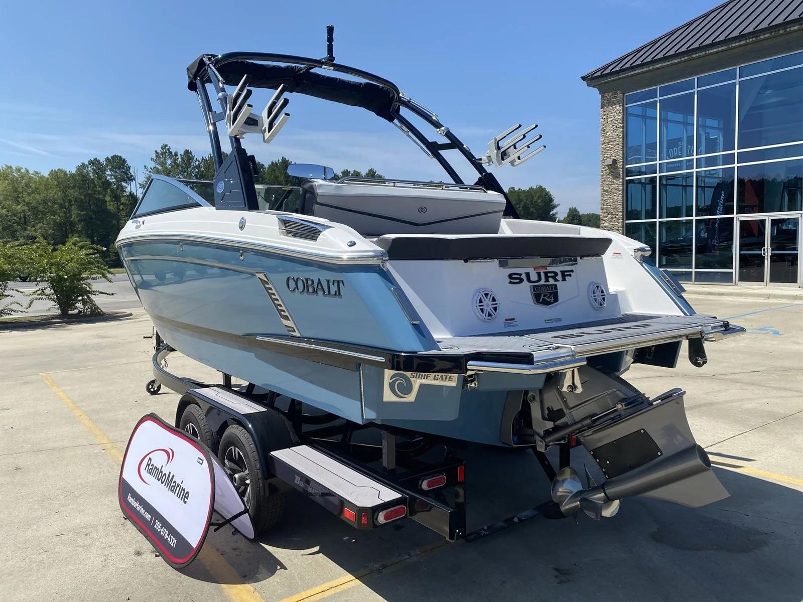 Cobalt R4 Surf - Boats for Sale - Seamagazine