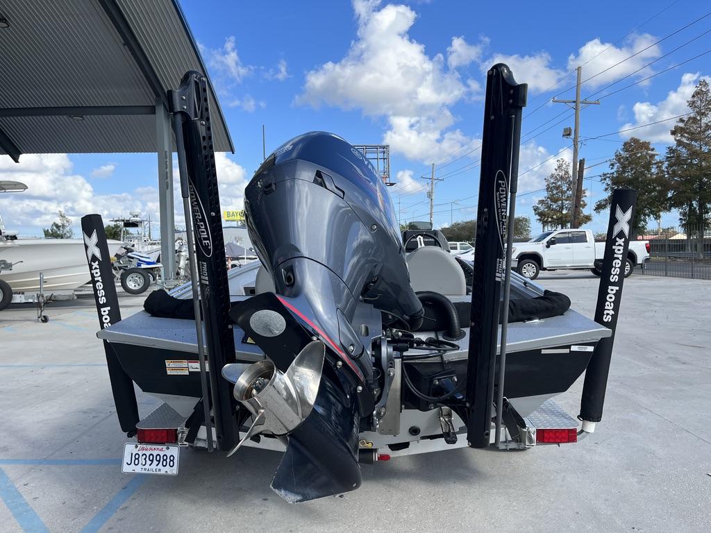 Xpress X19 Pro - Boats for Sale - Seamagazine