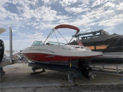 Sea Ray 230 Bow Rider - Boats for Sale - Seamagazine