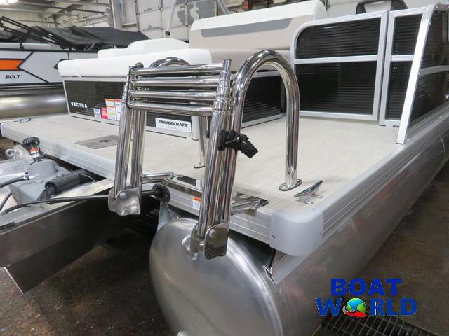Princecraft Vectra 21 RL SS Swingback Pontoon Mercury 4 - Boats for ...