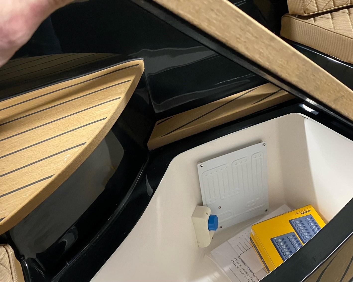 Waterspoor 616 | 717 | 777 | 808 - Boats for Sale - Seamagazine