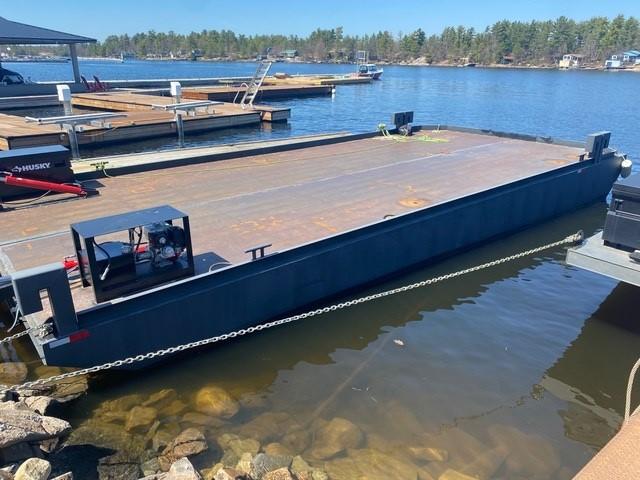 Commercial Sectional Barge w Ramp - Boats for Sale - Seamagazine