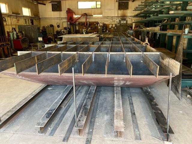 Commercial Sectional Barge w Ramp - Boats for Sale - Seamagazine