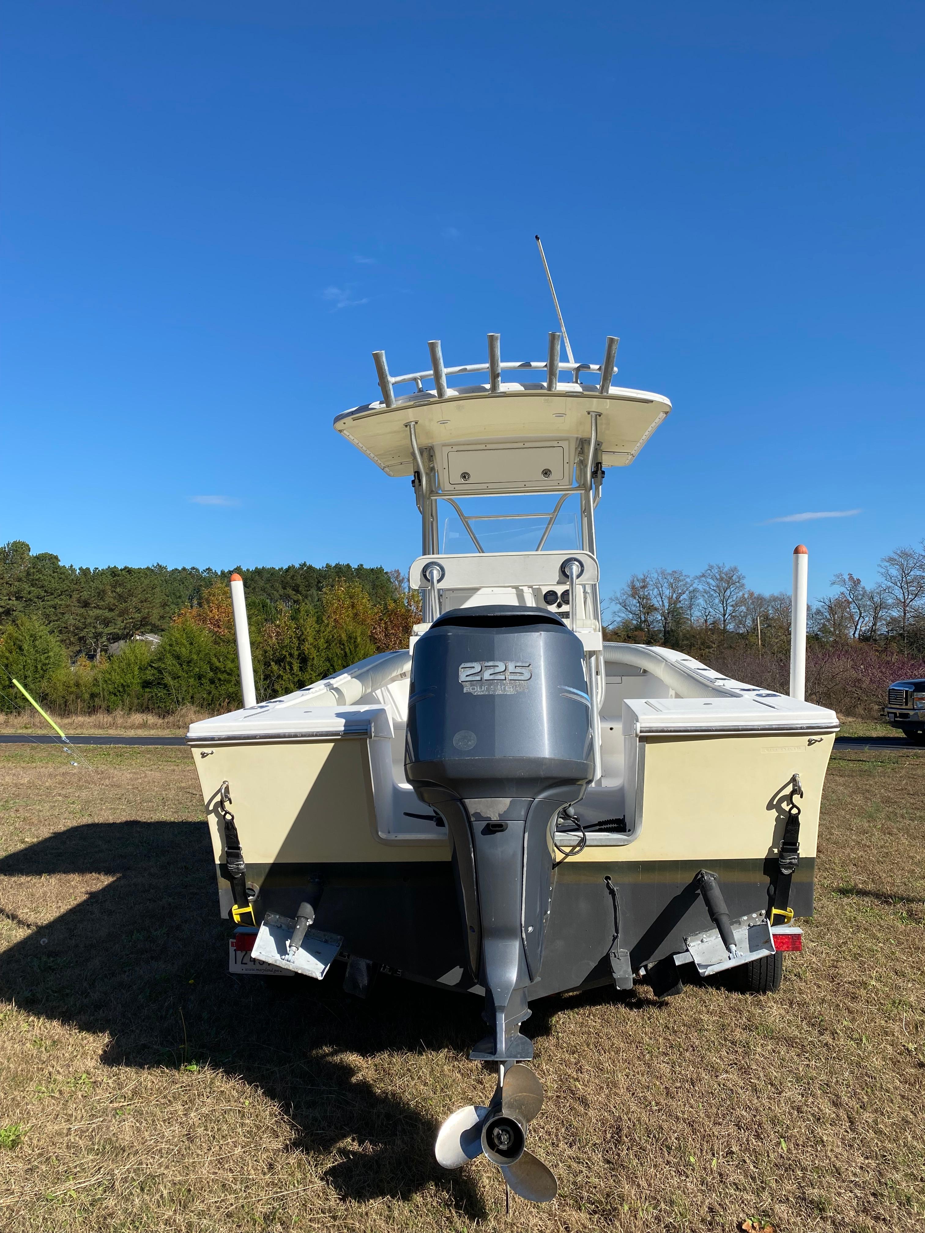 Regulator Center Console - Boats for Sale - Seamagazine