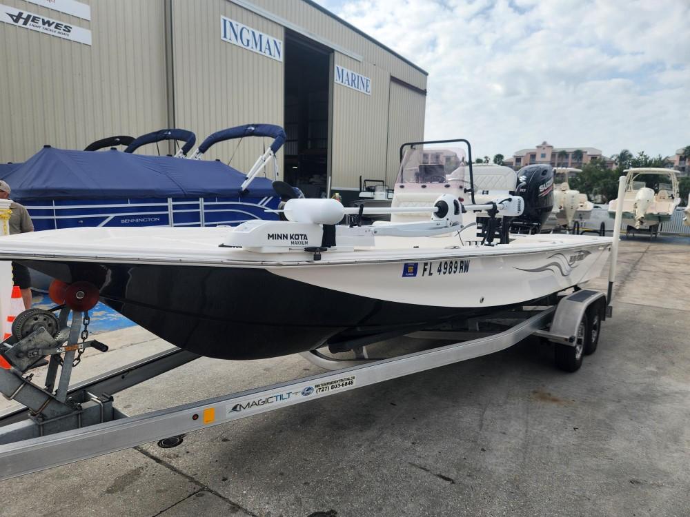 Blue Wave 2200 STL - Boats for Sale - Seamagazine