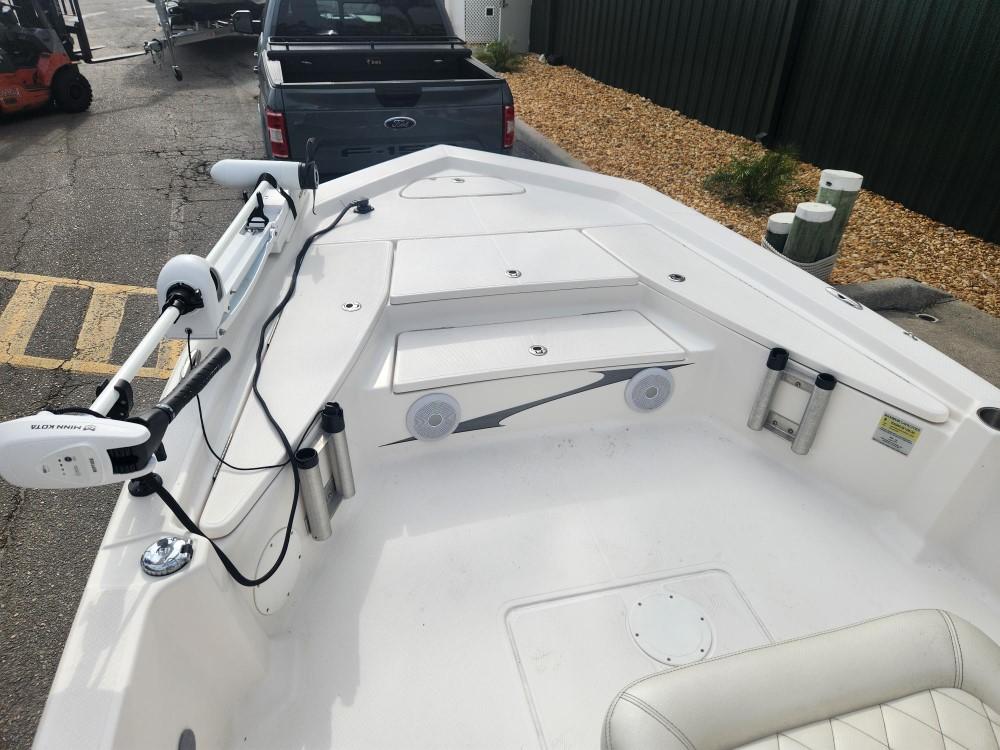 Blue Wave 2200 STL - Boats for Sale - Seamagazine