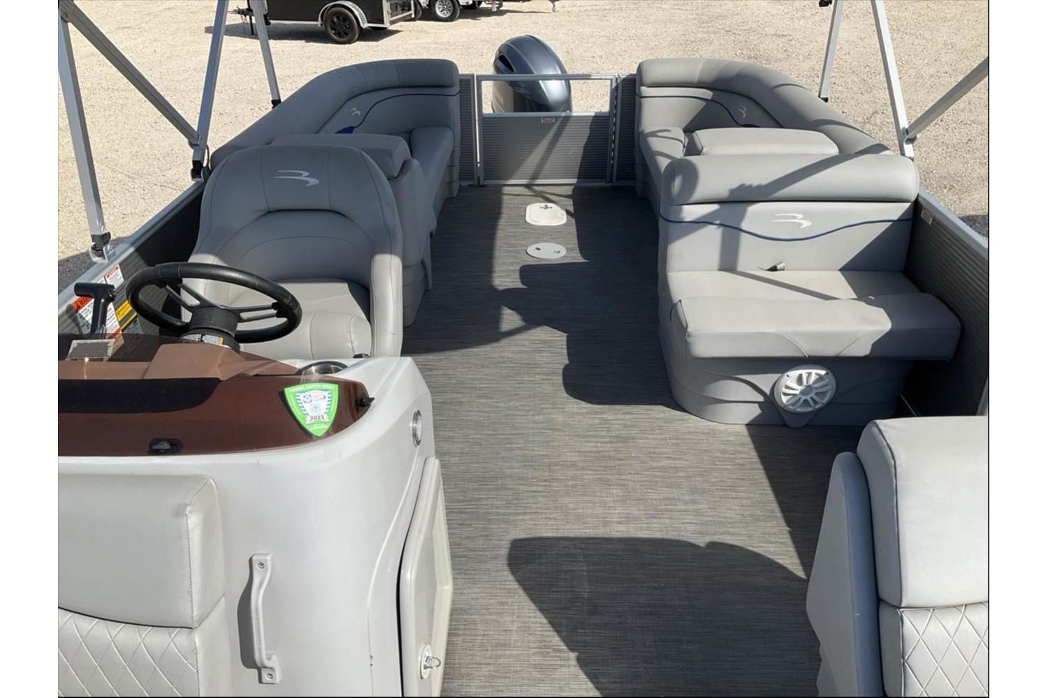 Bennington 22 SSR - Boats for Sale - Seamagazine