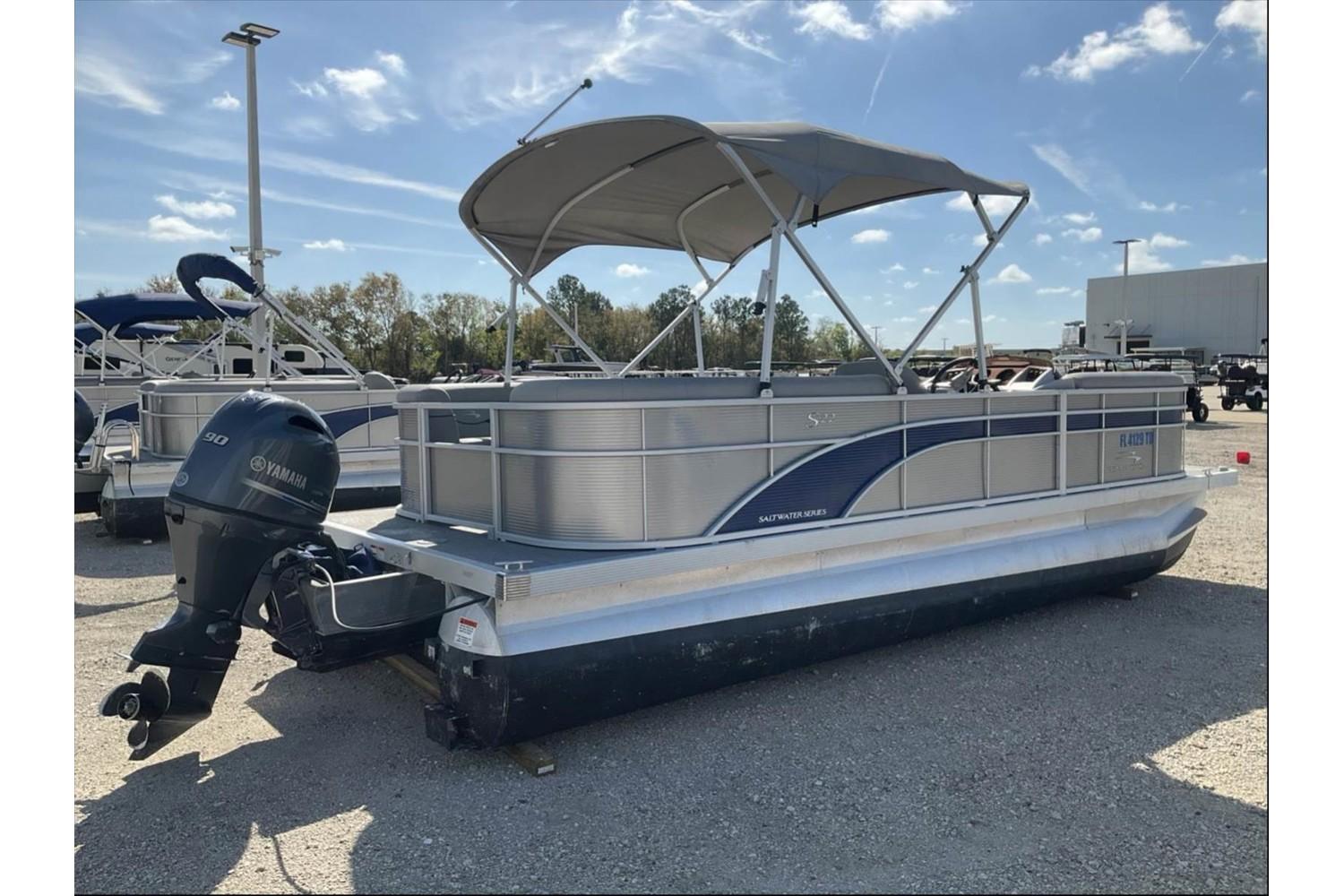 Bennington 22 SSR - Boats for Sale - Seamagazine