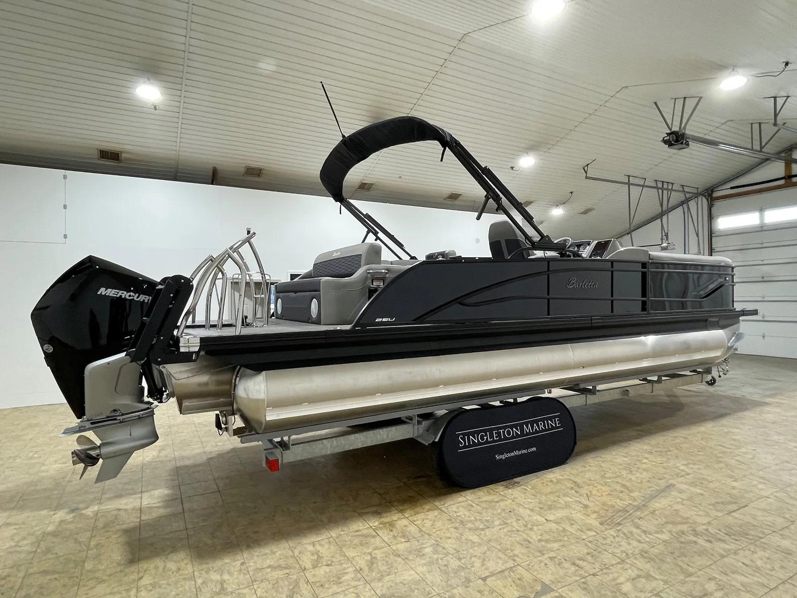 Barletta 25U CORSA - Boats for Sale - Seamagazine