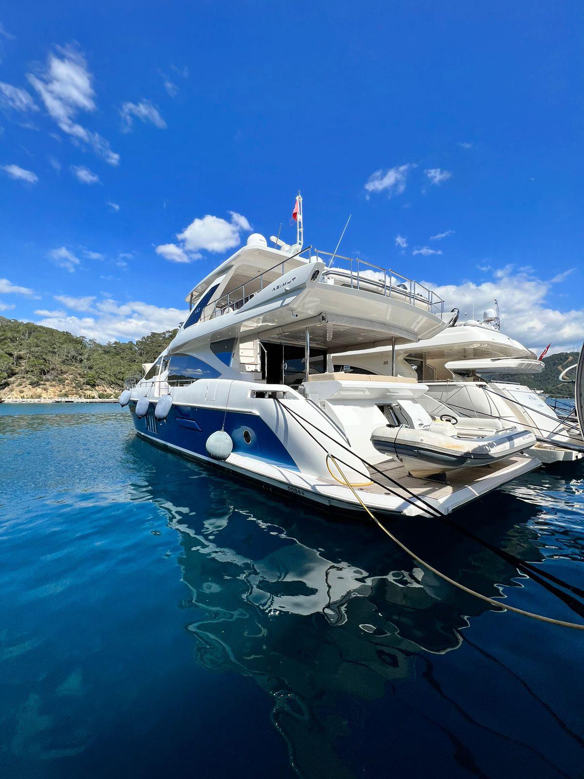 Azimut 80 - Boats for Sale - Seamagazine
