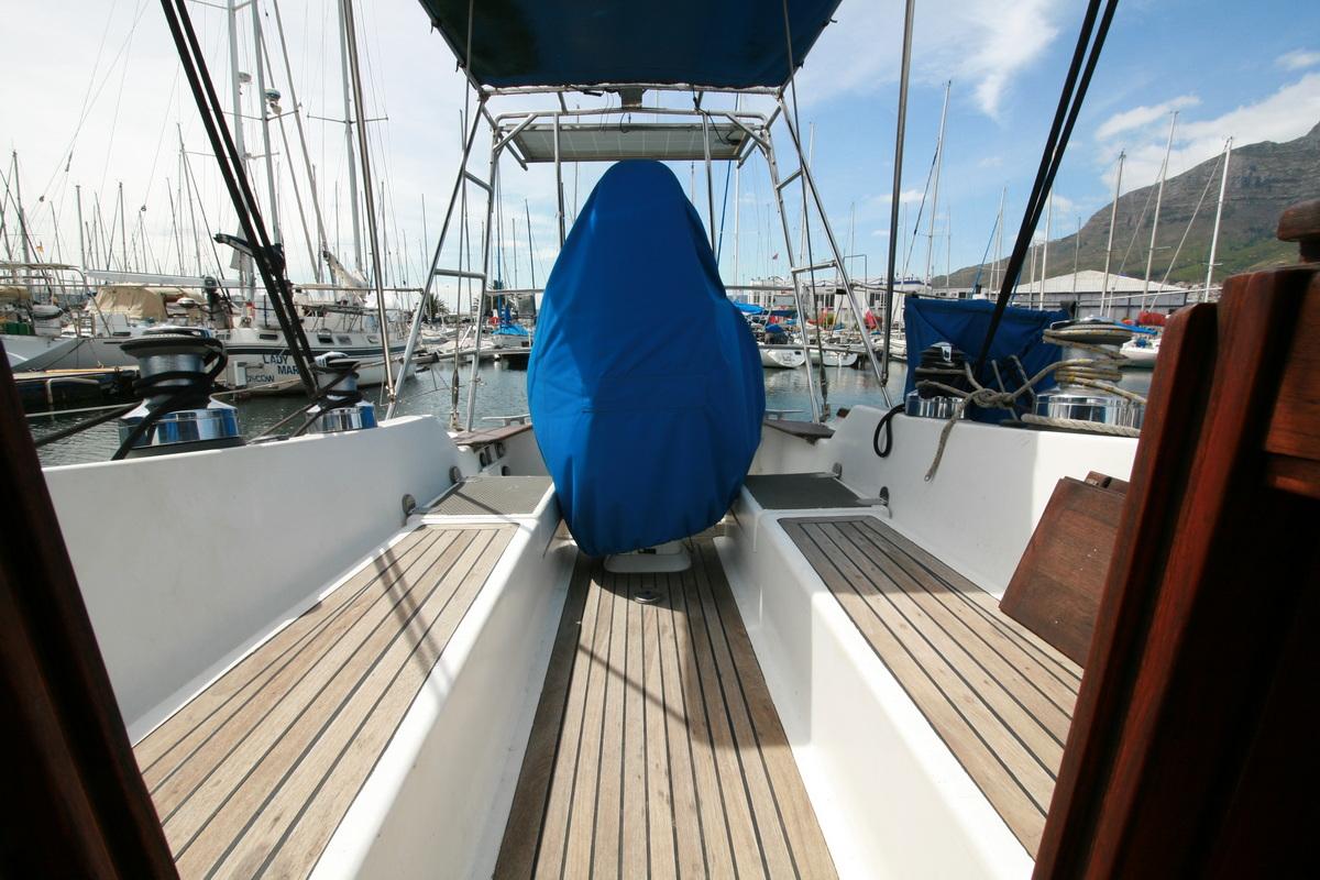 Compass 47 - Boats for Sale - Seamagazine