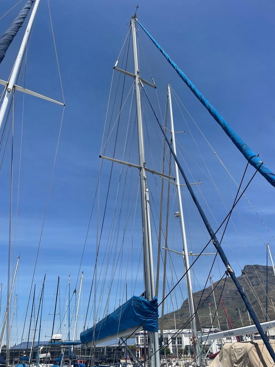 Compass 47 - Boats for Sale - Seamagazine