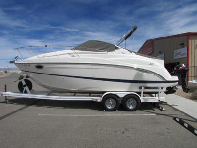 Maxum 2500 SE - Boats for Sale - Seamagazine