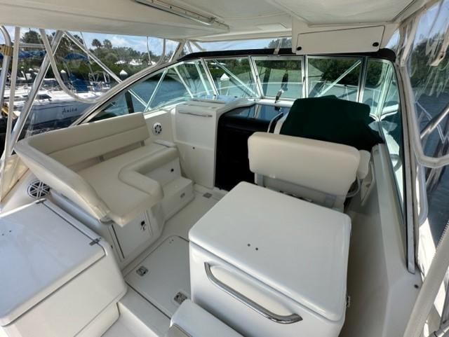 Pursuit 3400 Express - Boats for Sale - Seamagazine