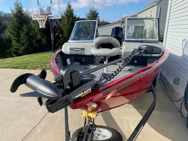 Tracker Pro Guide V - Boats for Sale - Seamagazine