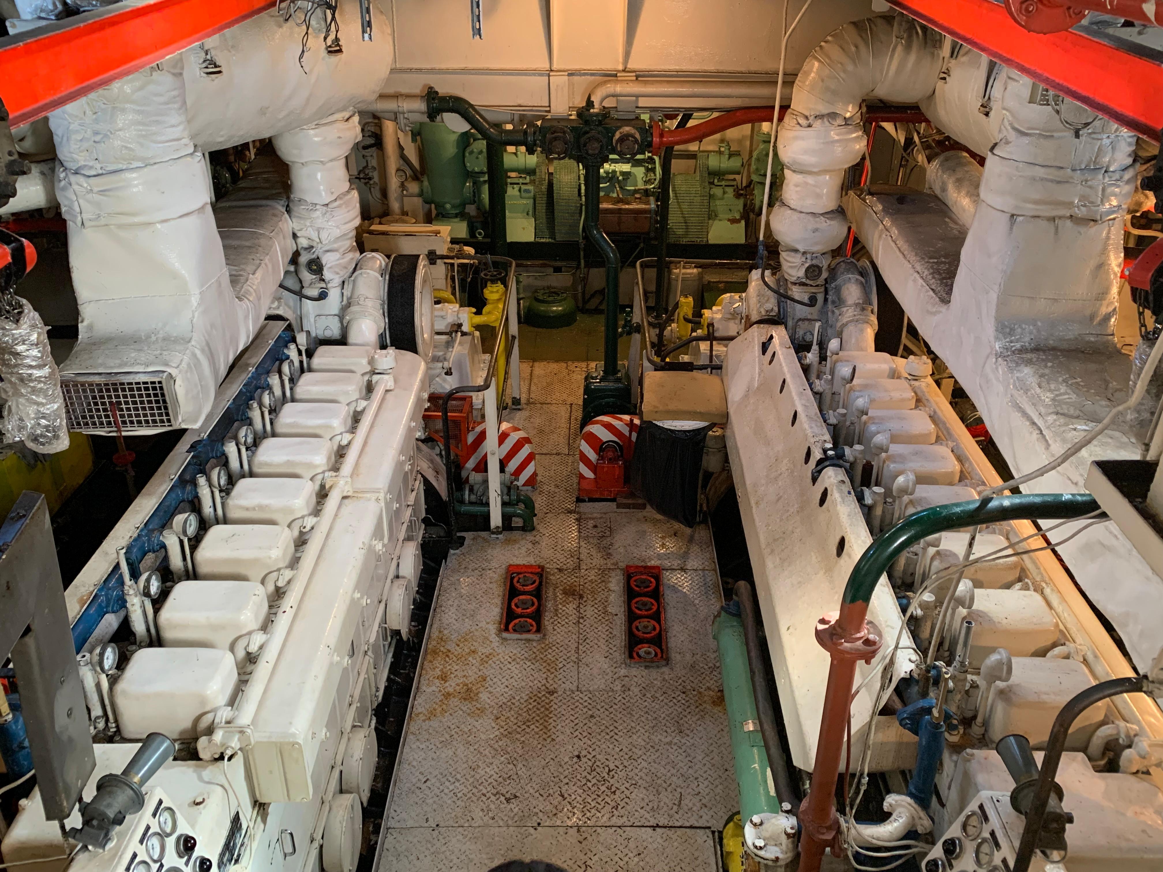 Tugboat Appledore Dog Class Tug - MT Deerhound - Boats for Sale ...