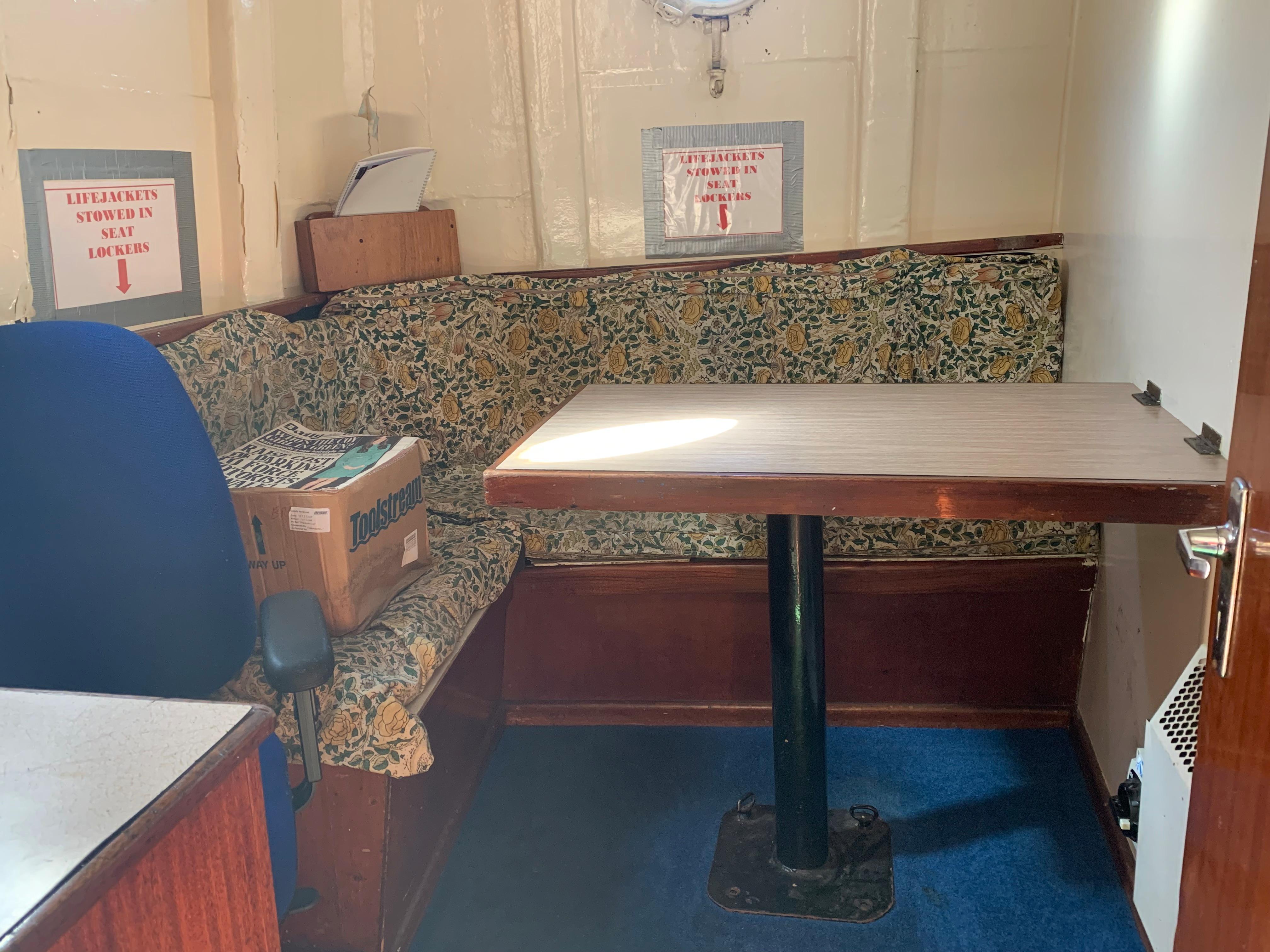 Tugboat Appledore Dog Class Tug - MT Deerhound - Boats for Sale ...